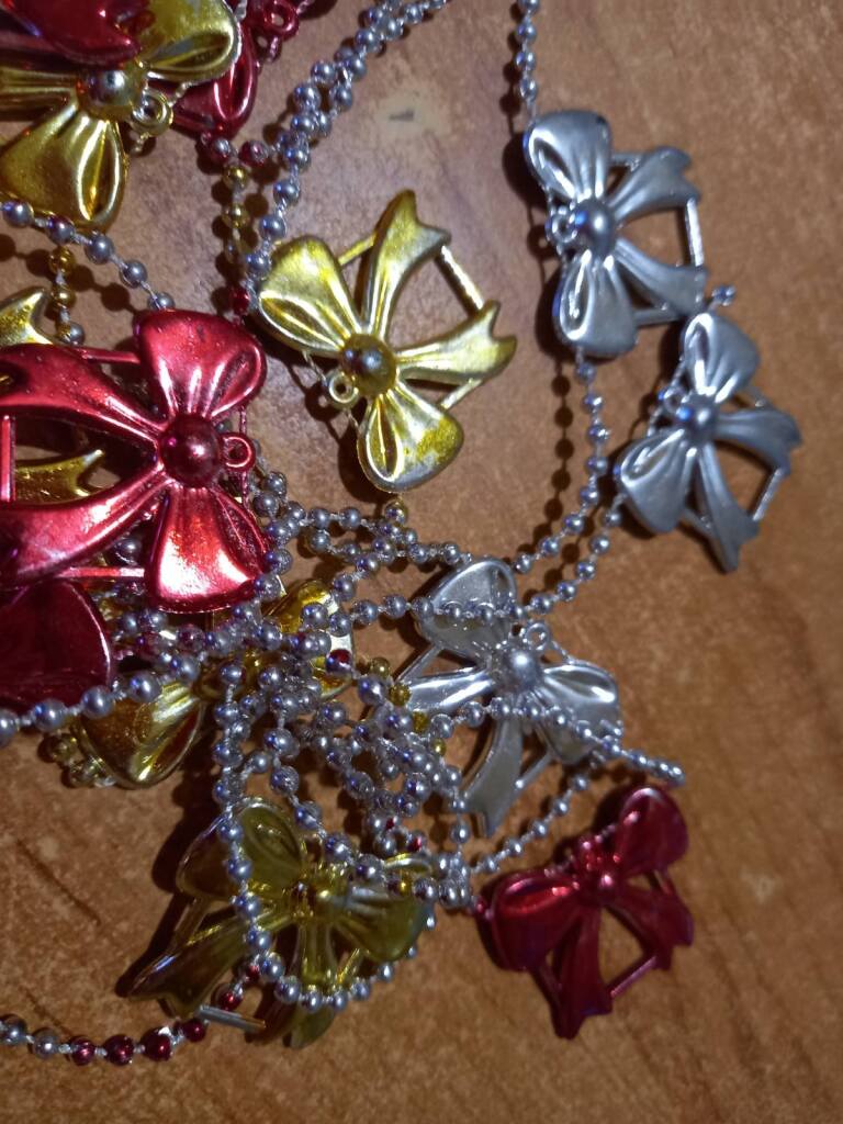 новогоднее… украшение… в дар (Омск). Дарудар