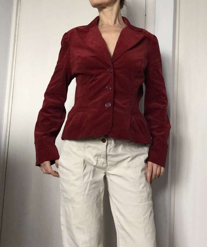 Роскошный пиджак из вельвета в дар (Москва). Дарудар