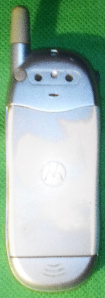 Сотовый телефон «Motorola T191» б/у в дар (Москва). Дарудар