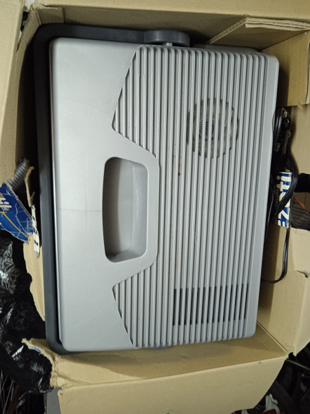 Авто холодильник 12v. в дар (Москва). Дарудар