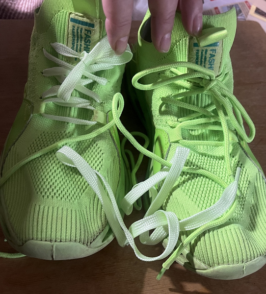 Благодарность за дар «Шнурки неоновые новые». Дарудар