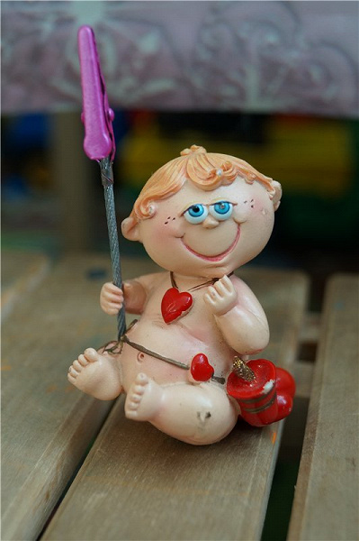 статуэтка ангелок в дар Санкт Петербург Дарудар