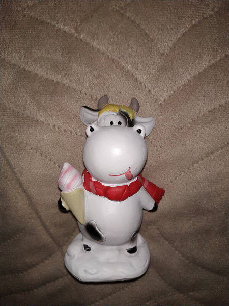 Статуэтка «Коровка» в дар (Новосибирск). Дарудар