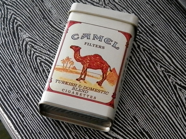 Camel металлическая коробка в дар (Барнаул). Дарудар